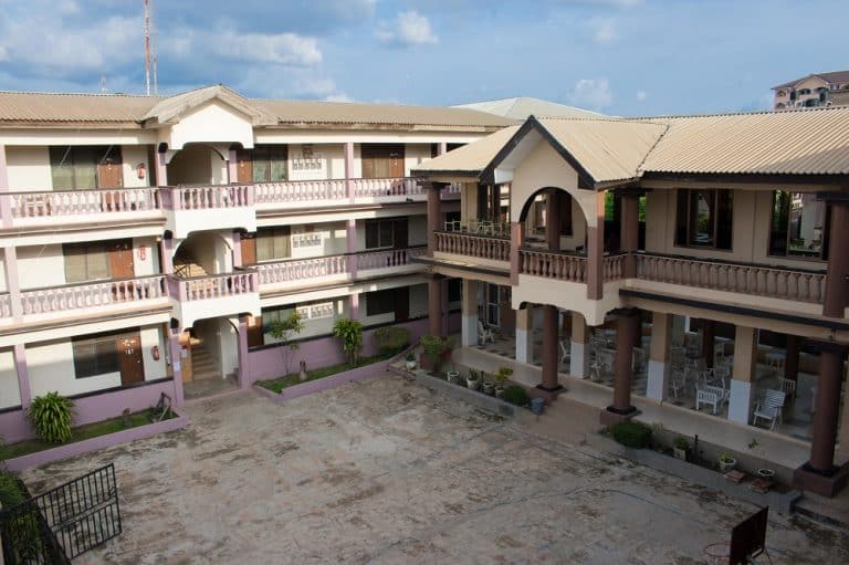 Westend Hostel - Kumasi - GetRooms